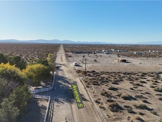 E Ave # R14, Littlerock, CA 93543