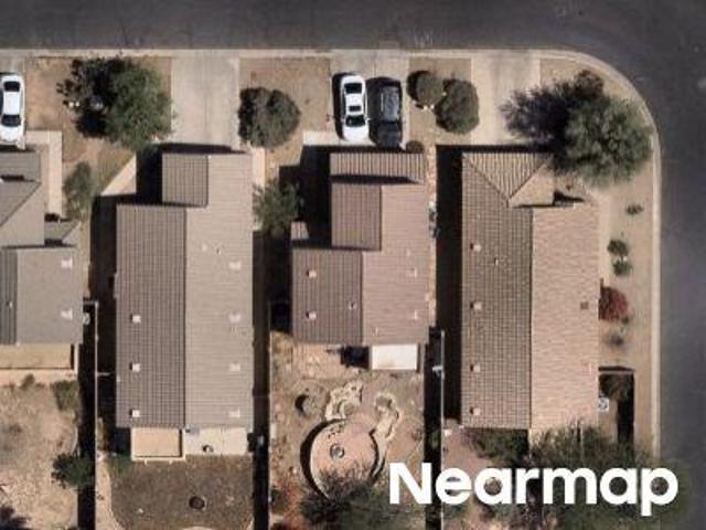 E Abilene Ave