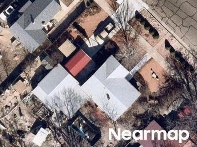 E Adams Ave