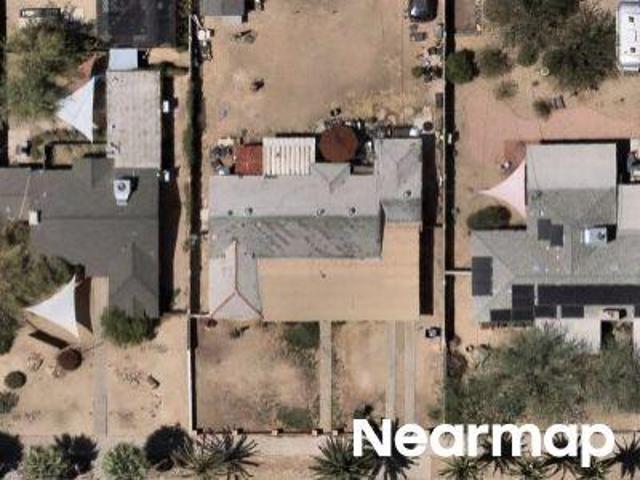 E Almeria Rd
