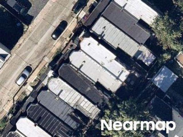 E Ashmead St