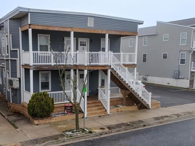 E Burk Ave, Wildwood, Home For Sale