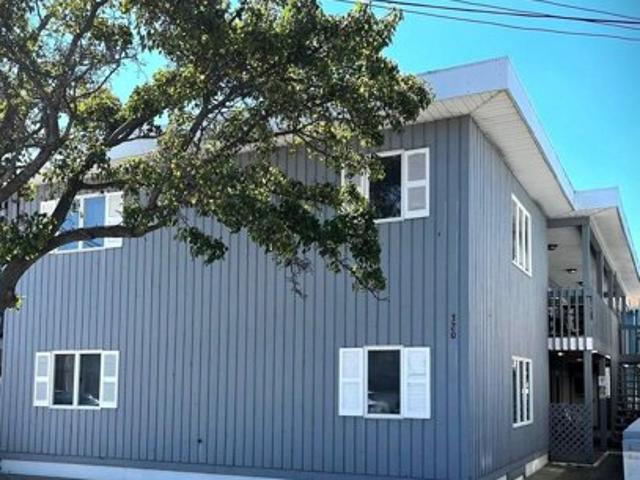 E Baker Ave, Wildwood, Condo For Sale