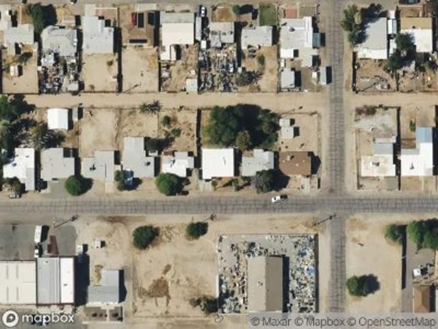 E Bakersfield Ave