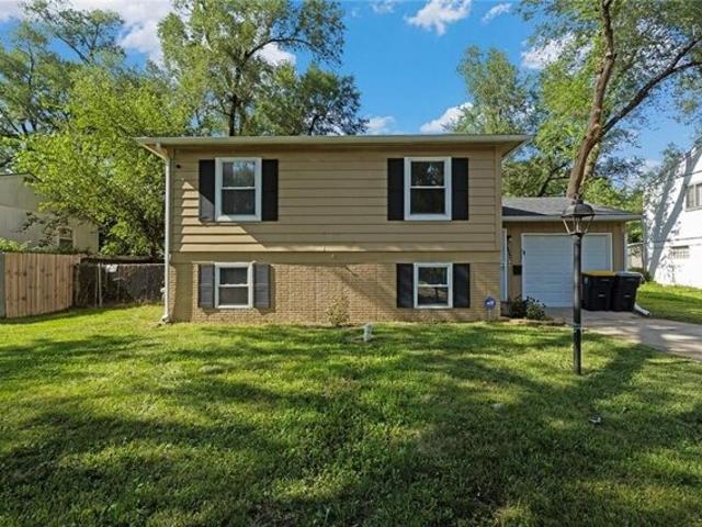 E Bannister Ter, Kansas City, Home For Sale