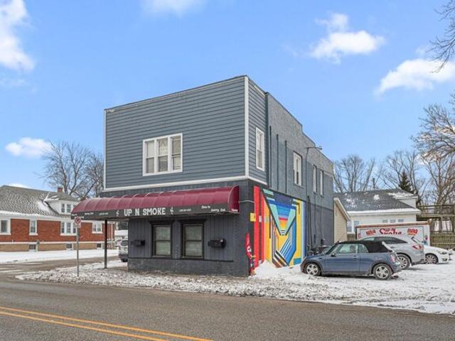 E Barker Ave, Michigan City, Flat For Sale