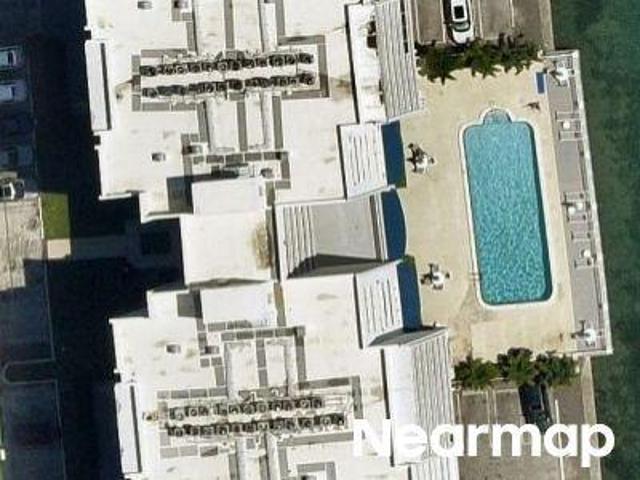 E Bay Harbor Dr Apt 701n