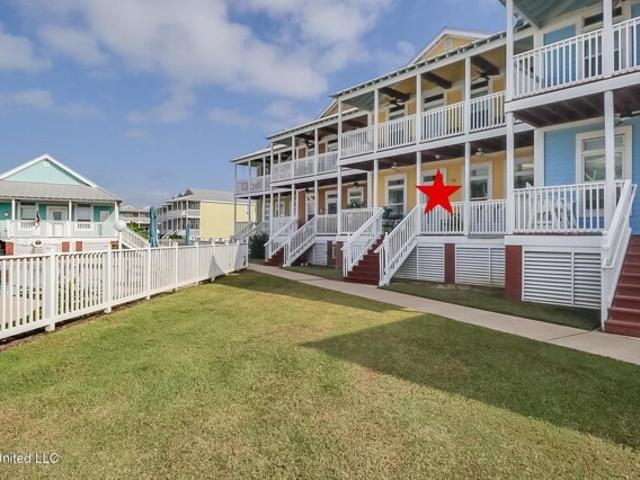 E Beach Blvd Apt,pass Christian, Condo For Sale