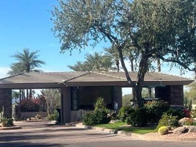 E Bella Vista Dr