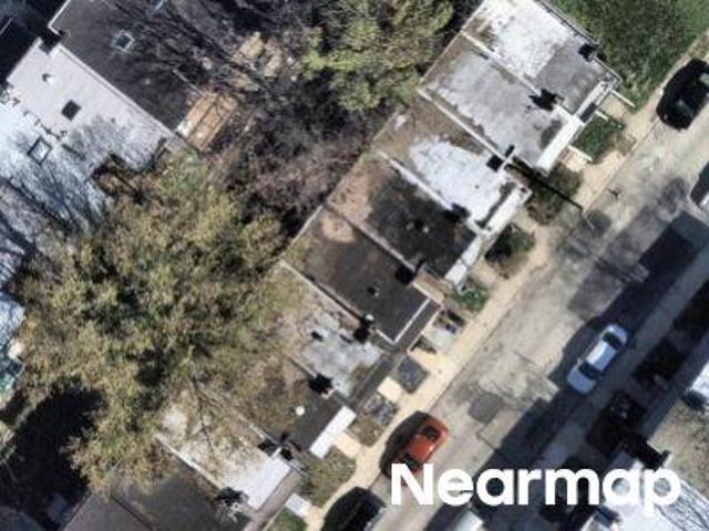 E Bringhurst St