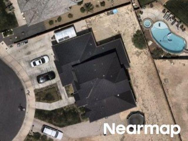 E Briarwood Dr