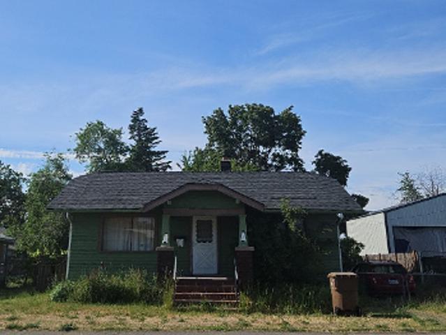E Bridgeport Ave