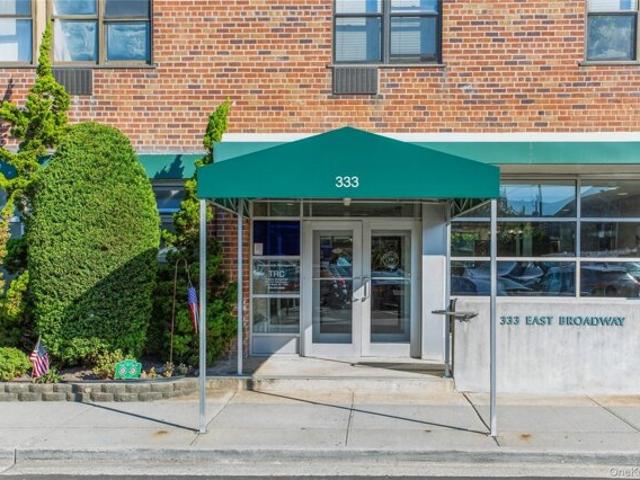 E Broadway Apt B, Long Beach, Property For Sale