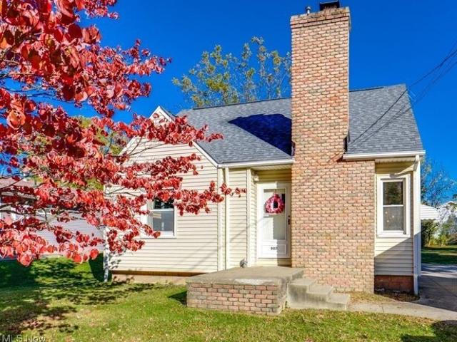 E Broadway St, Cuyahoga Falls, Home For Sale