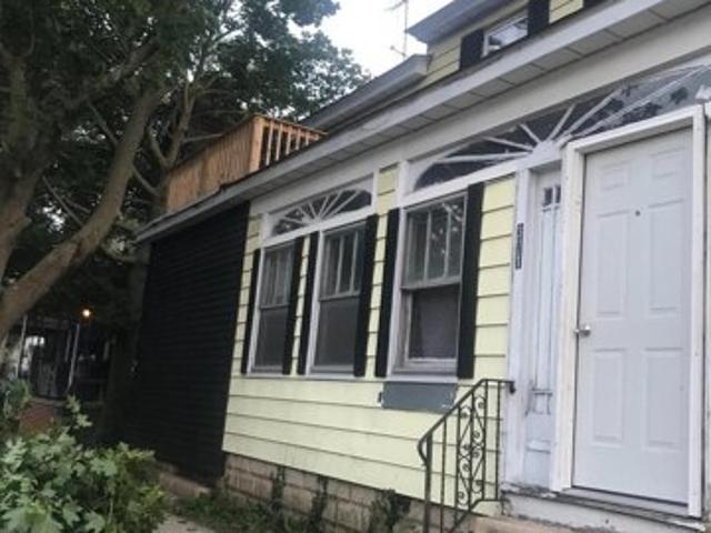 E Broadway, Salem, Home For Sale