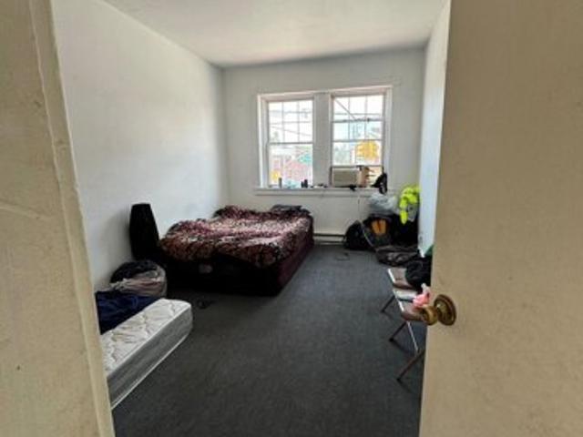 E Broadway, Salem, Home For Sale