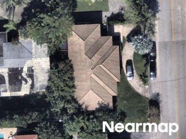 E Broadview Dr