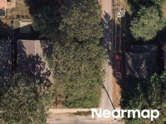 E Cummins Ave