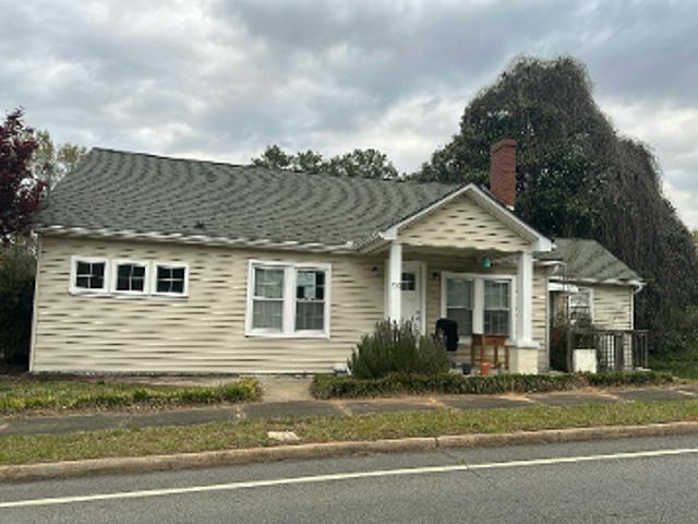 E Currahee St