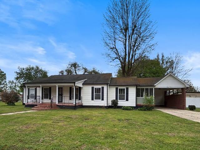 E Cypress St