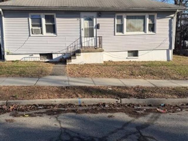 E Castle Ave, Spring Valley, Home For Sale