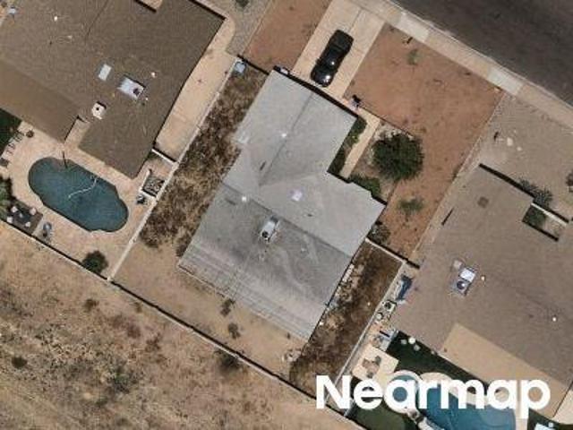 E Capistrano Ave