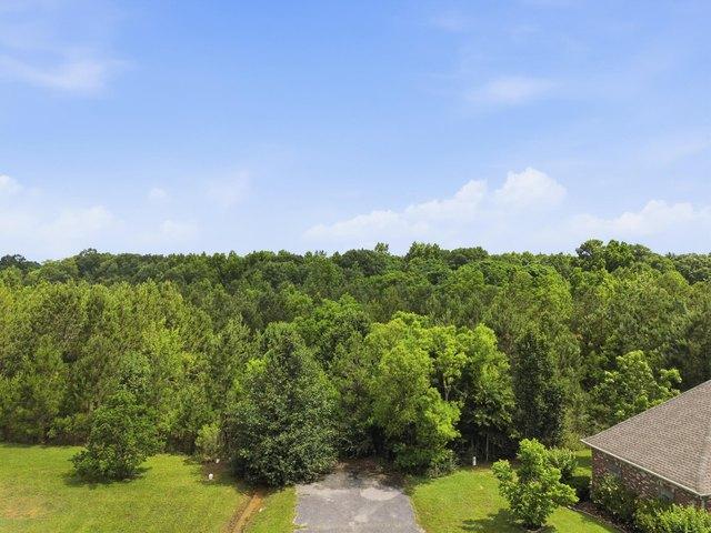 E Chanticleer Dr, Hattiesburg, MS 39402