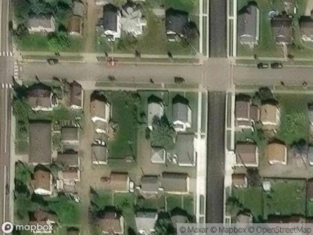 E Chapman St