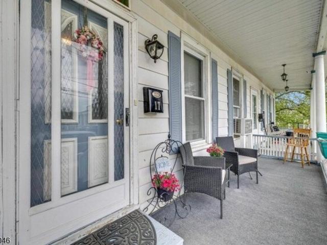 E Church St, Washington, Home For Sale