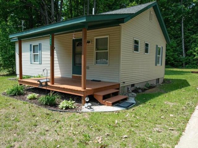 E Circle Dr Ne, Kalkaska, Home For Sale