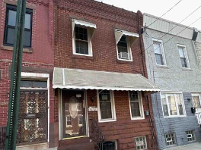 E Clearfield St