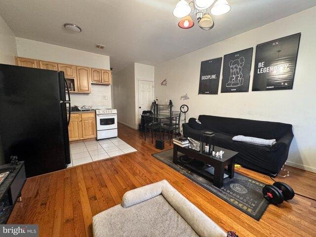 E Clearfield St, Philadelphia, Home For Sale