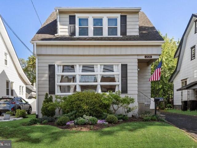 E Clinton Ave, Haddon Township, Home For Sale