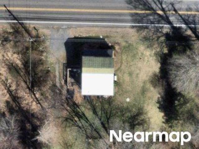 E Colonial Hwy
