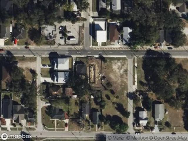 E Columbus Dr