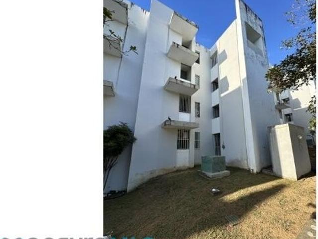 E Condominio Villa Universitaria Unit E, San Juan, Condo For Sale
