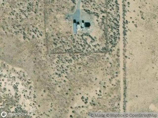 E Cougar St