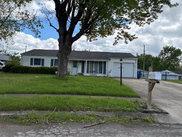 E Crestview Dr