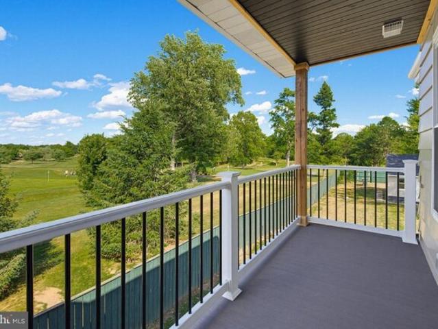 E Derry Rd, Hershey, Home For Sale