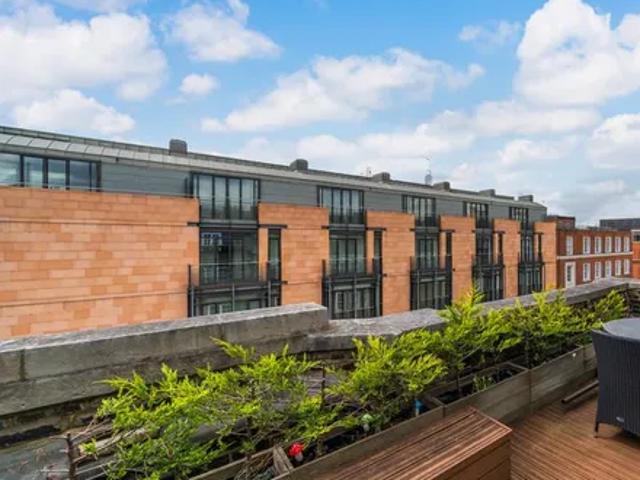 E Di B, 12 Davies Street, London, W1K 3DE, United Kingdom | 3 bed apartment for rent #124342759 | Rentberry