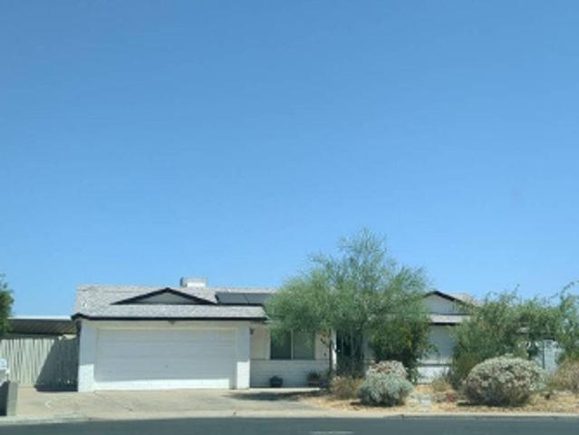 E Diamond Ave