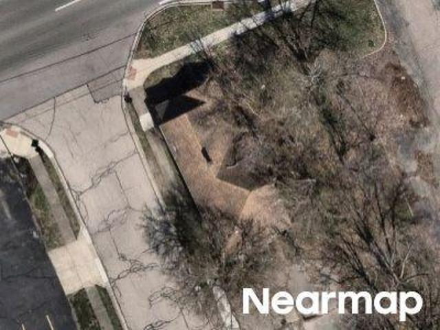 E Dixie Dr