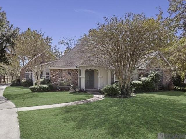 E Eva St, Gonzales, Home For Sale