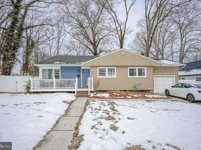 E Evesham Ave, Magnolia, Home For Sale