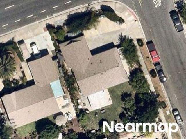 E El Norte Pkwy