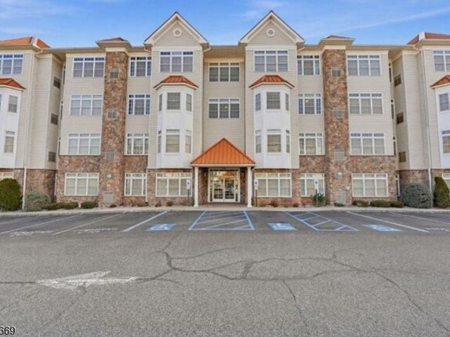 E Elizabeth Ave Apt,linden, Condo For Sale
