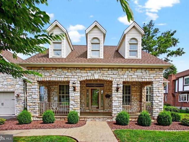 E Elmwood Ave, Mechanicsburg, Home For Sale