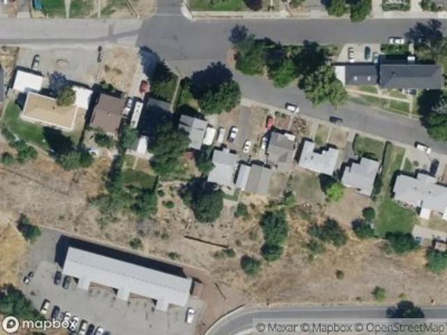 E Fairview Ave