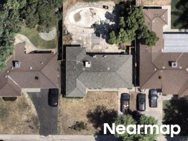 E Fairmont Ave