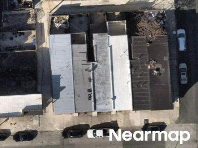 E Federal St